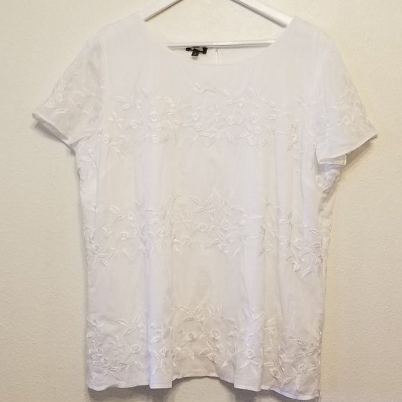 Talbots | Tops | Talbots Embroidered Floral Shortsleeve Top White ...